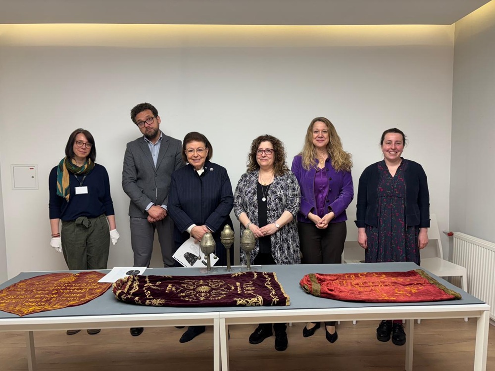 76 Greek Jewish artifacts return from Poland to the Jewish Museum of ...