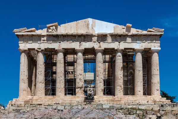 The west pediment of the Parthenon is being completed after 220 years ...